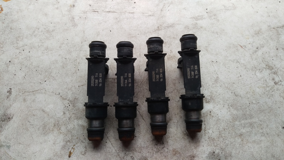96334808 Форсунка топливная DOHC 1.8/2.0 nex 1.5 08- euro3 GM ...