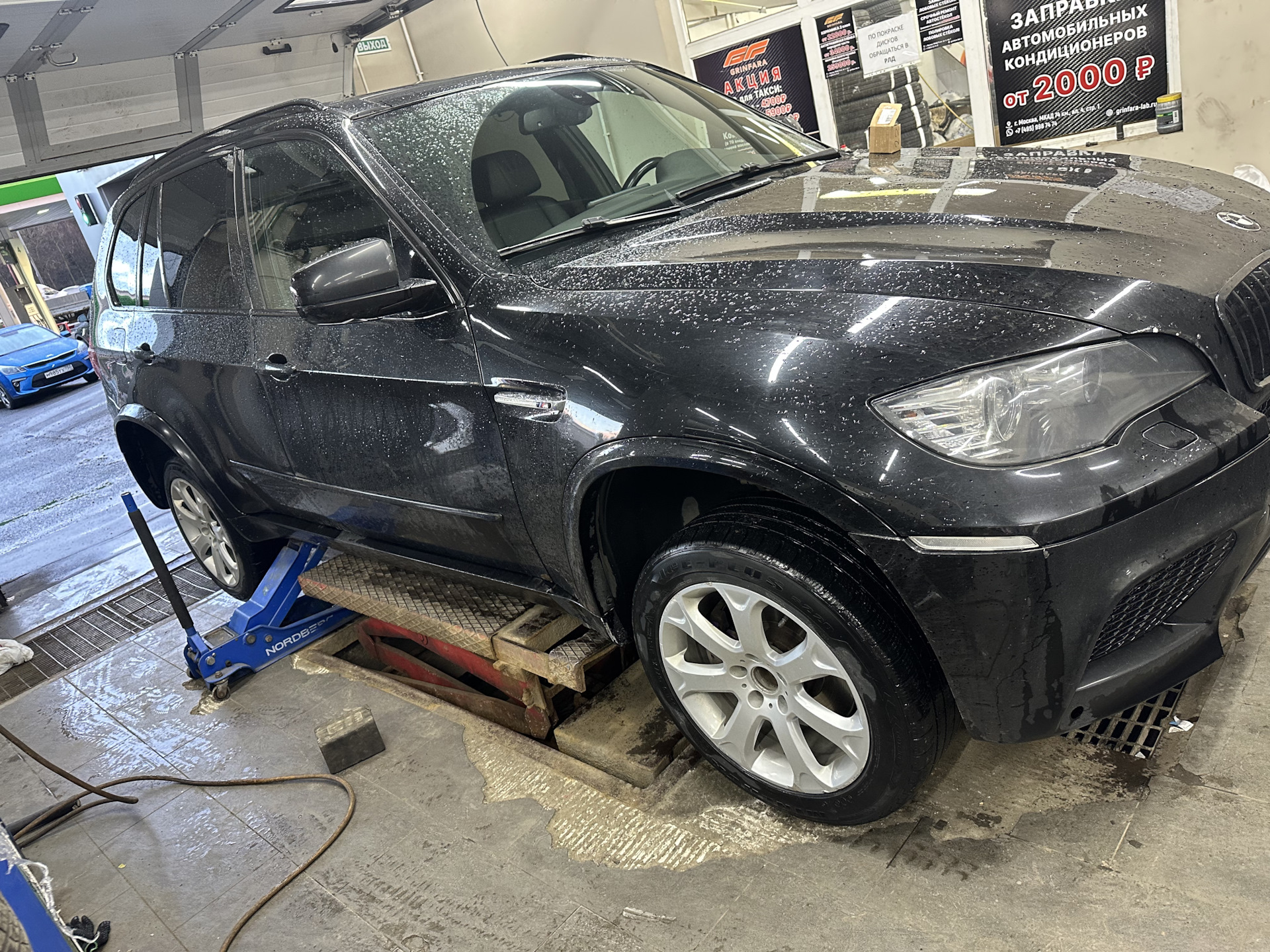 Шиномонтаж, переход на лето — BMW X5 (E70), 3 л, 2013 года | колёсные диски | DRIVE2