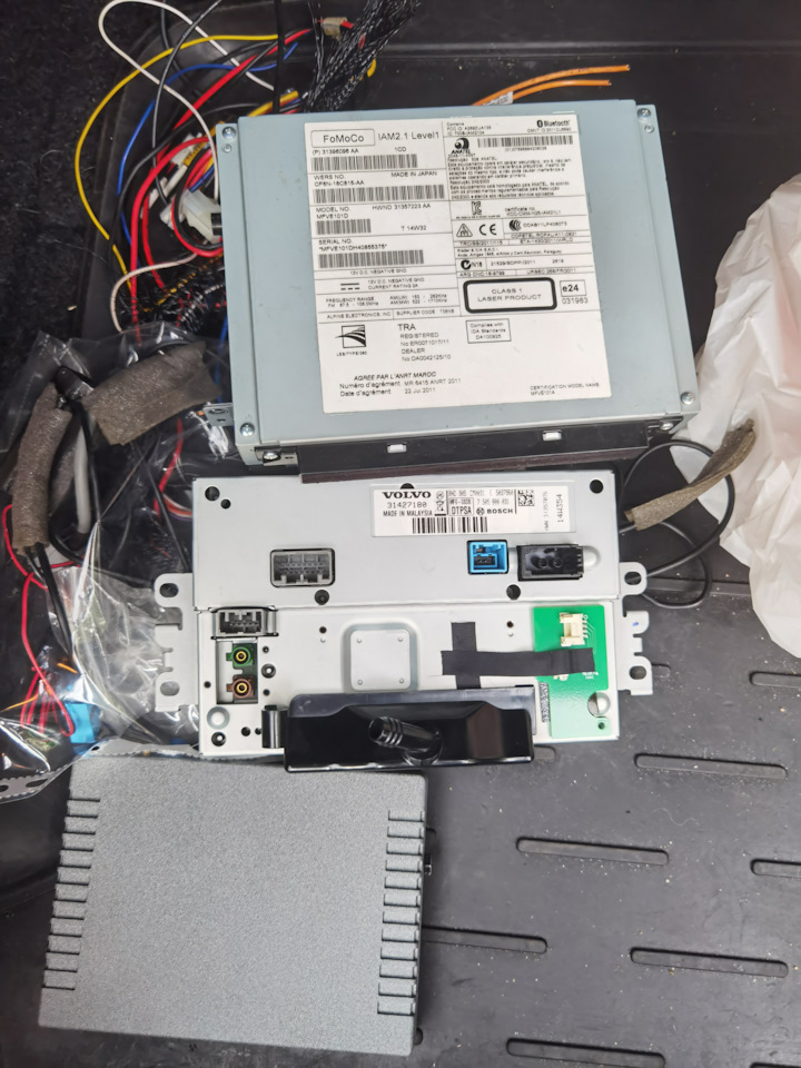 ICM (c сенсорным стеклом) + IAM. на Volvo V70 III, Volvo XC70 III ...