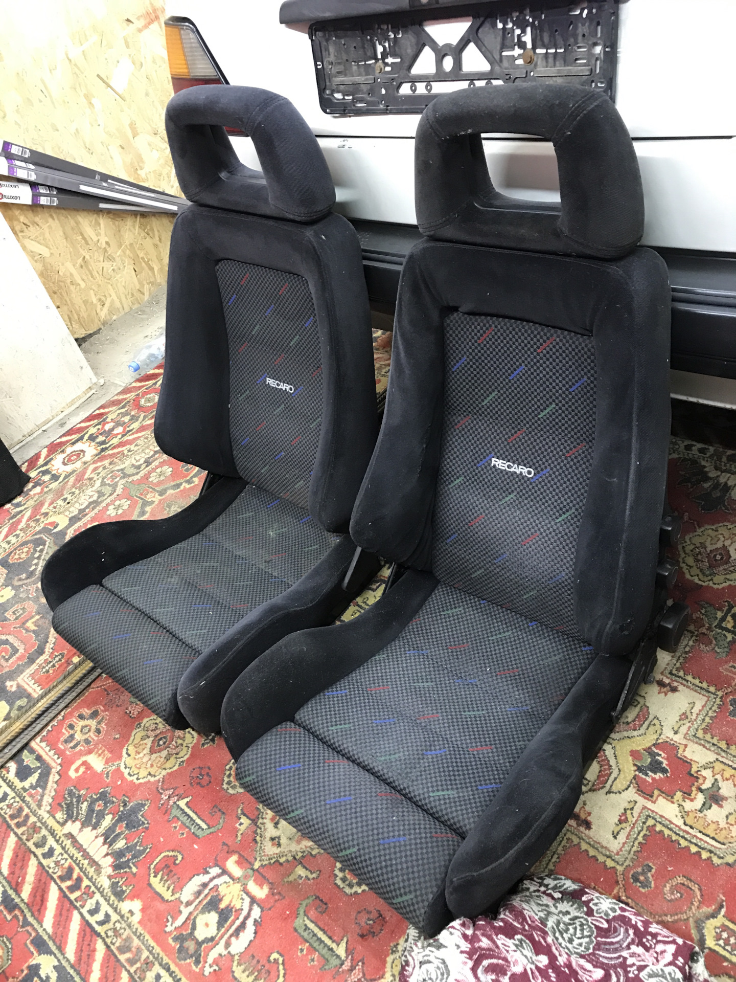 Всё-таки RECARO — Volkswagen Golf Mk1, 1,1 л, 1975 года | тюнинг | DRIVE2