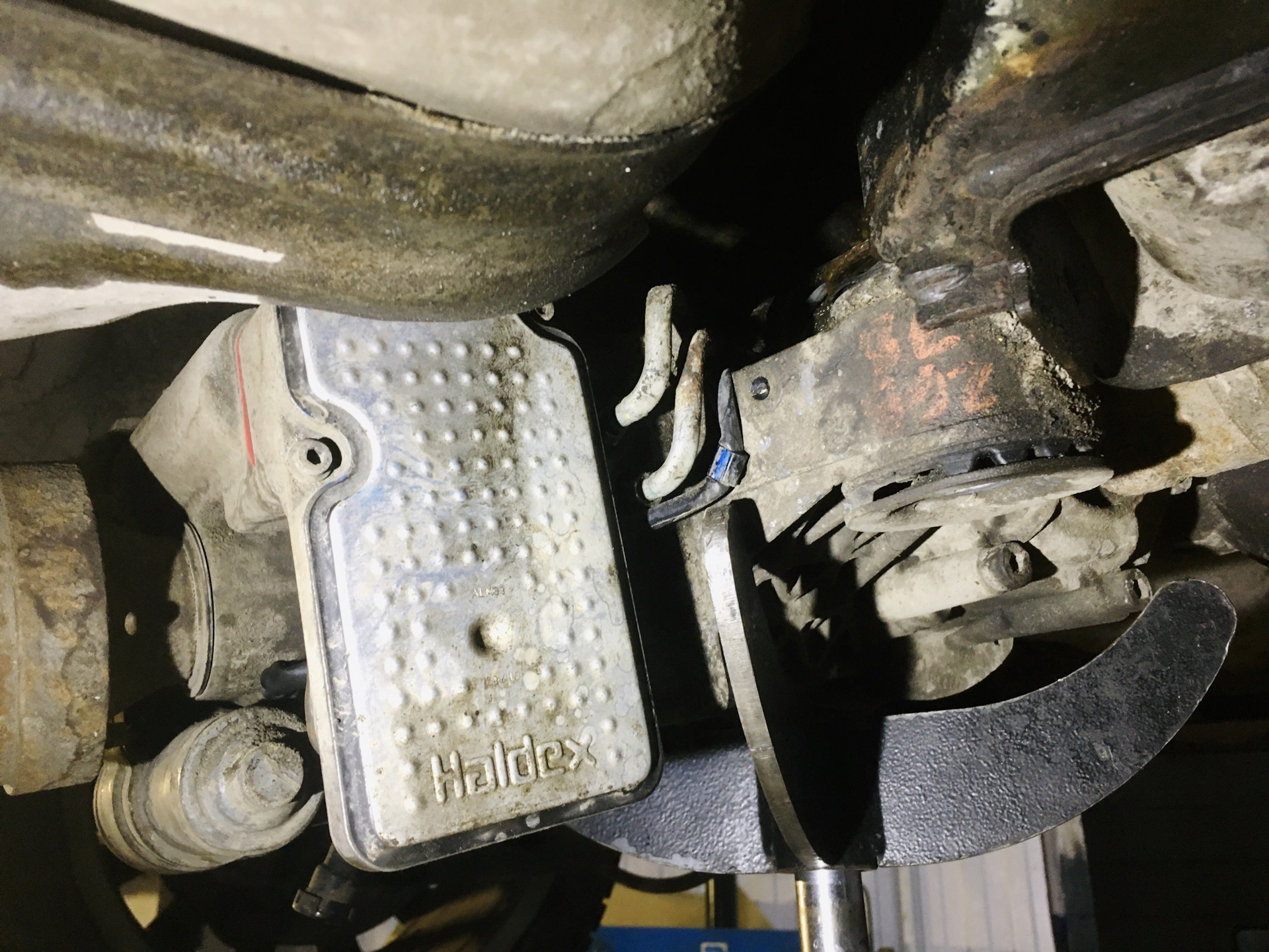 Замена штуцера Haldex — Opel Insignia Country Tourer (1G), 2 л, 2014 ...