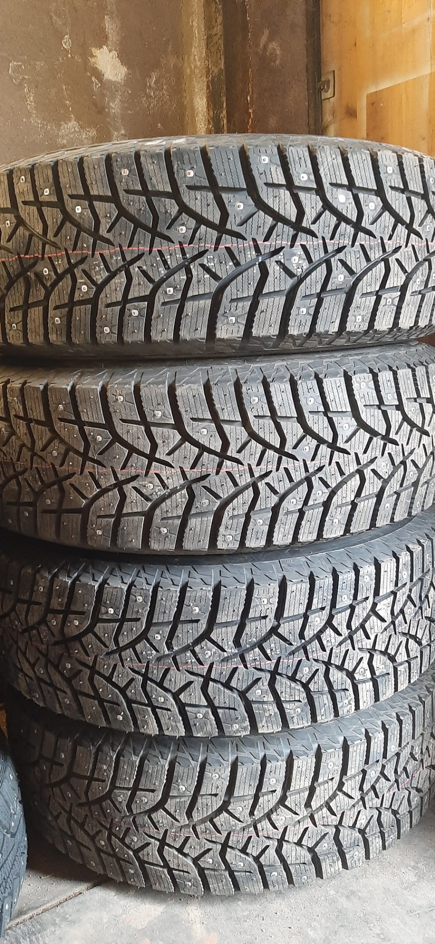 Зимние шины Bridgestone Blizzak Spike-02 SUV 215/65/R16 — Mitsubishi ...