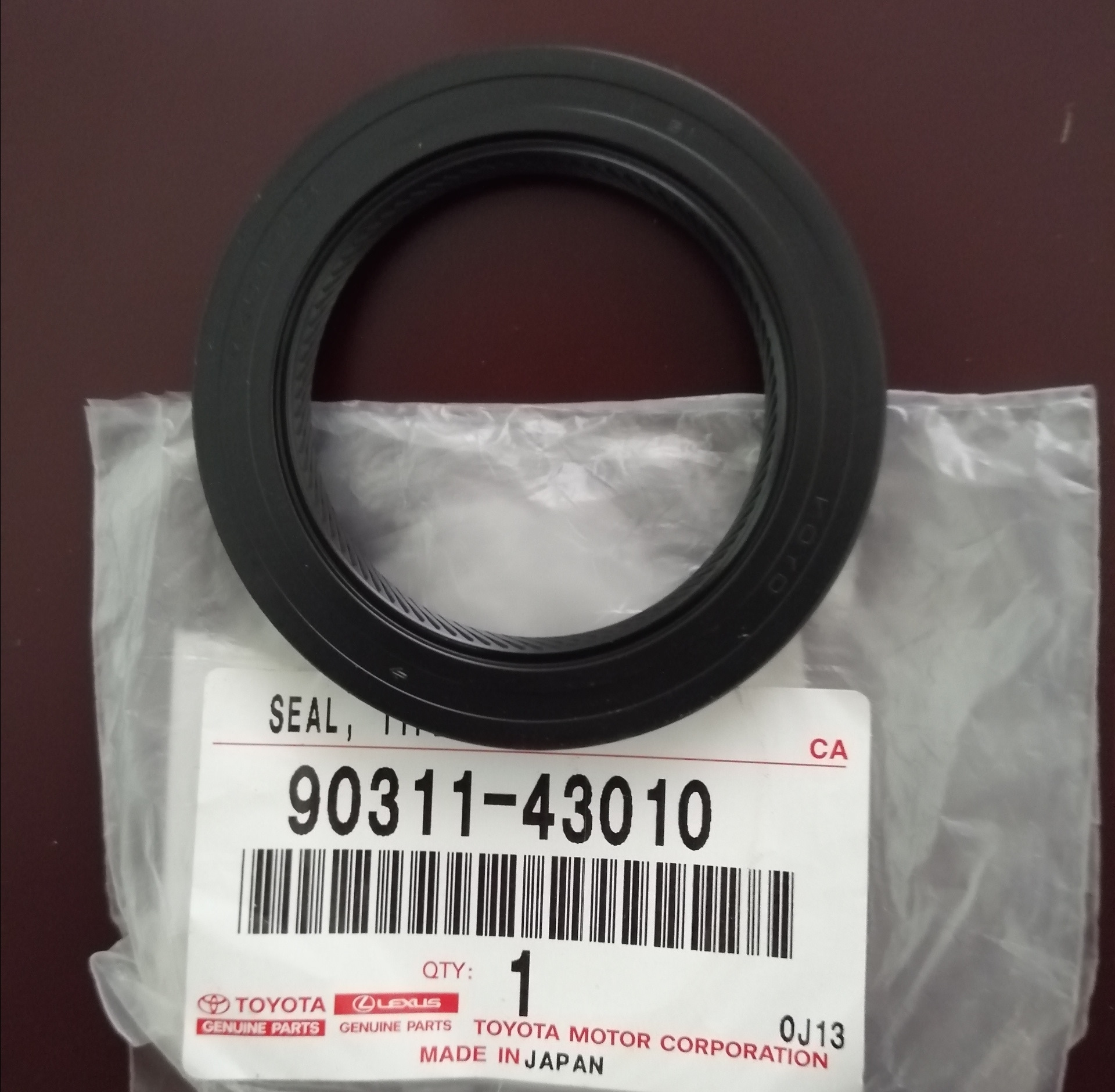 Замена коренного сальника коленвала, сальника масляного насоса ...