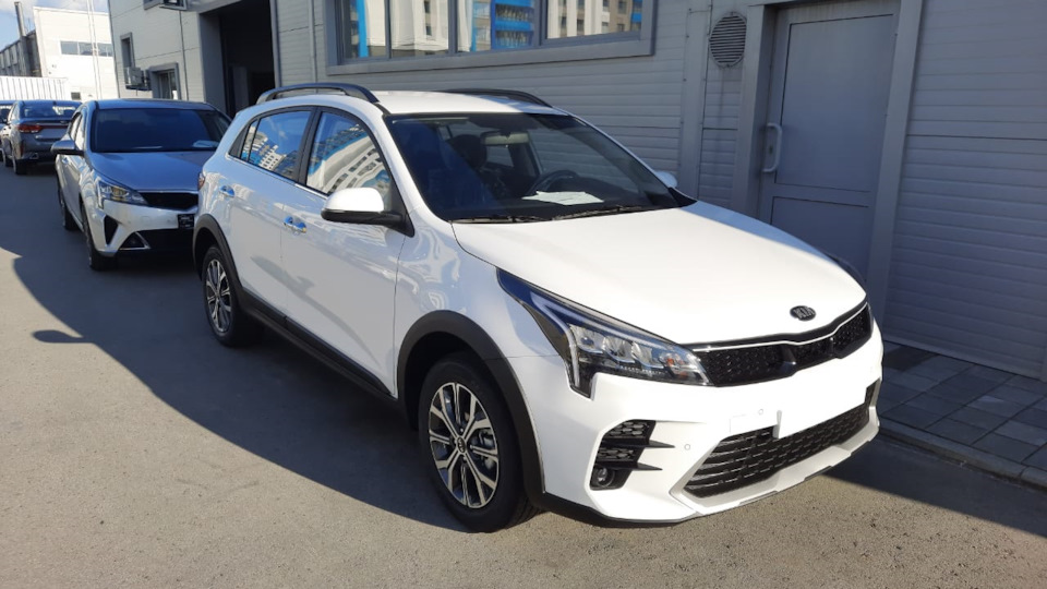 #1 Есть ли жизнь после немецкого премиума? — KIA Rio X, 1,6 л, 2021 года | просто так | DRIVE2