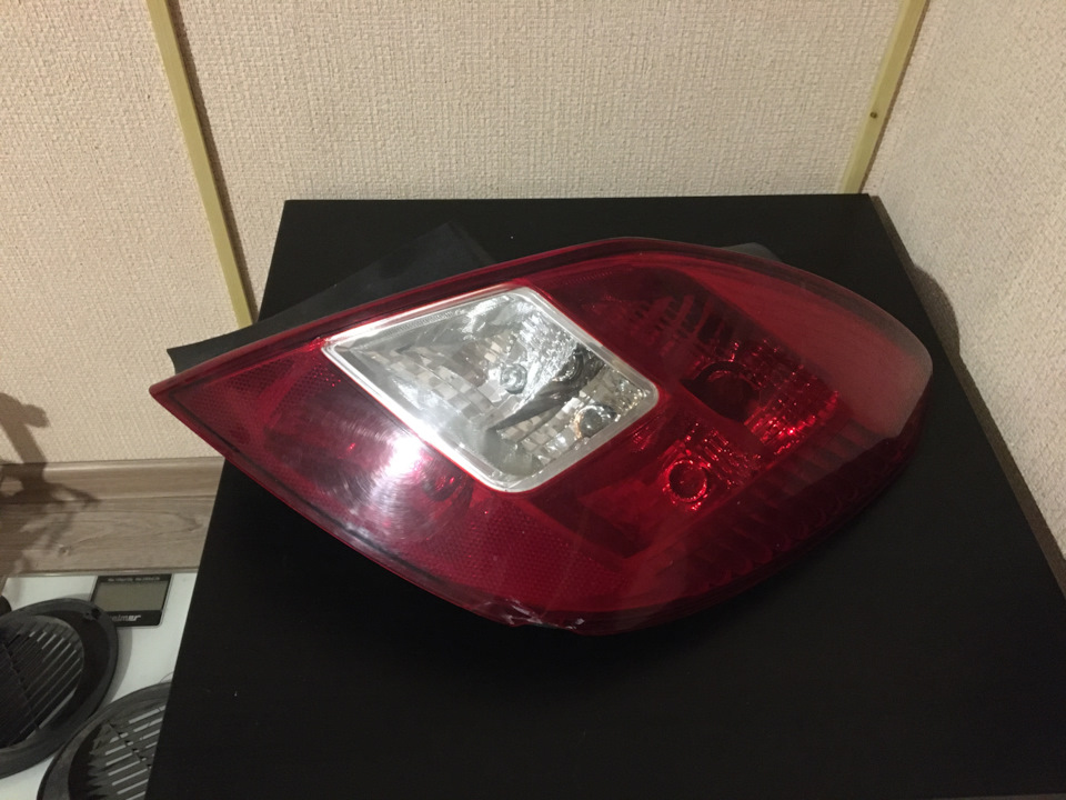 1222137 Фонарь задний правый Opel | Запчасти на DRIVE2