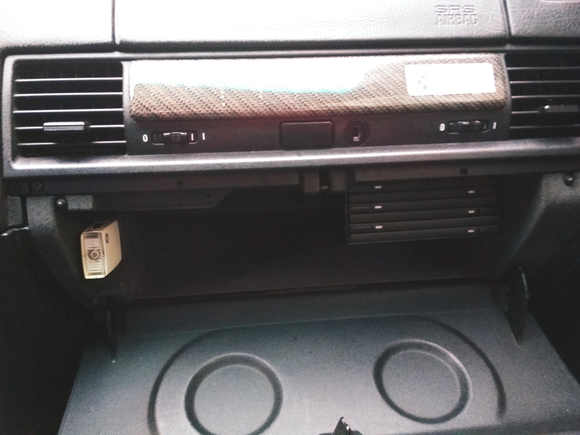 Fischer cd box bmw e36 — BMW 3 series Coupe (E36), 2,8 л, 1995 года ...