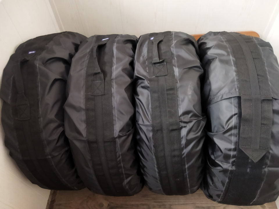 MATADOR MP 85 HECTORRA 4X4 225/65 R17 102H хороший подарок для машины ...