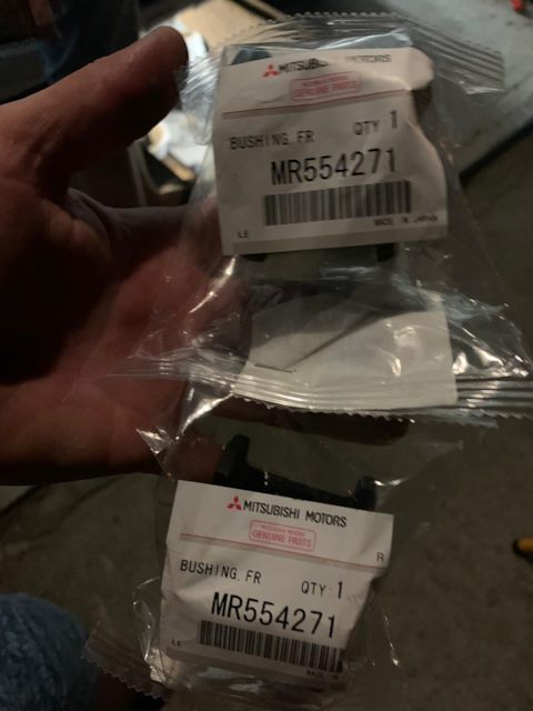 MR554271 Втулка стабилизатора Mitsubishi | Запчасти на DRIVE2