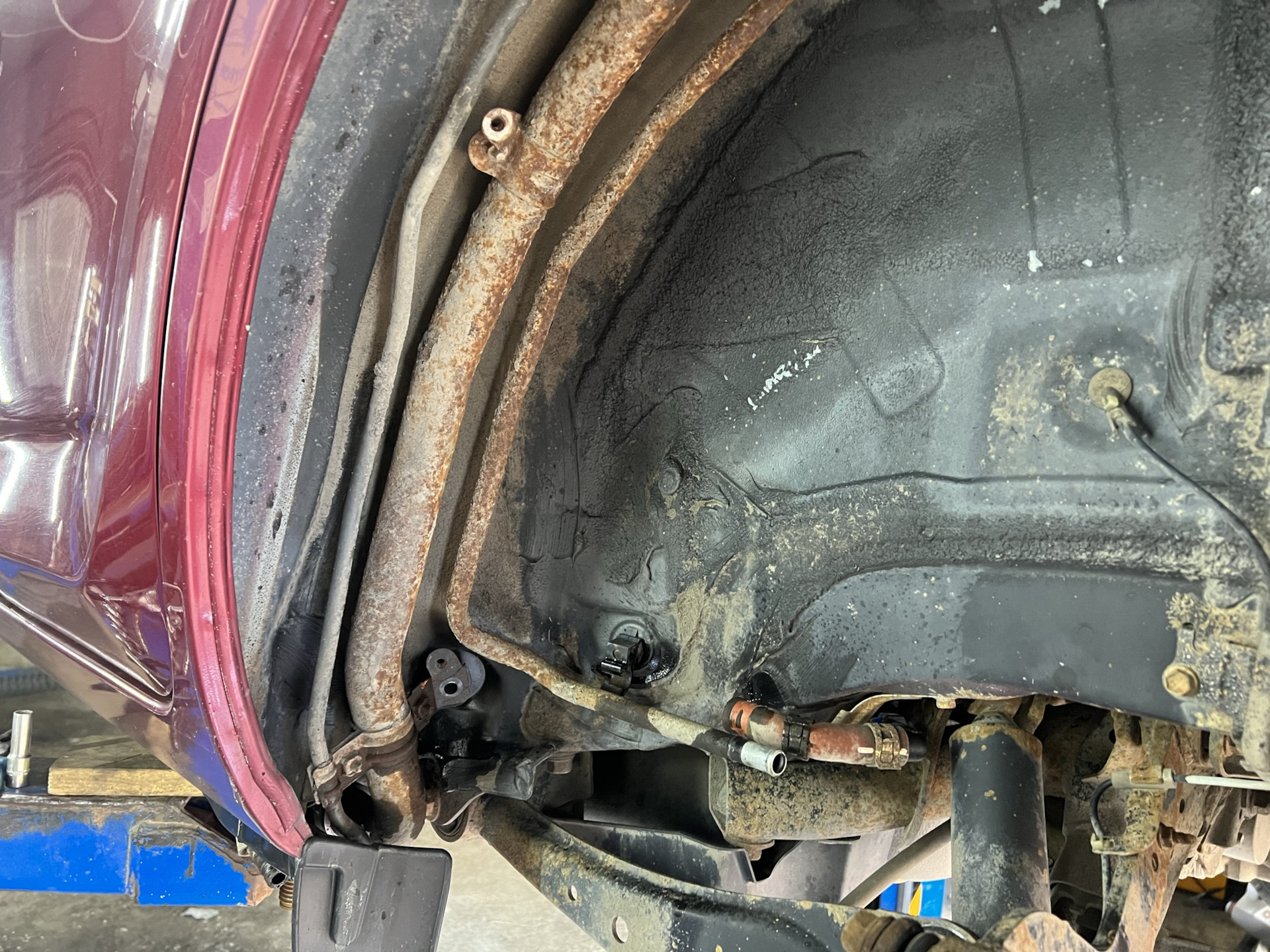 Антикоррозийная обработка — Toyota RAV4 (III), 2 л, 2010 года | визит ...