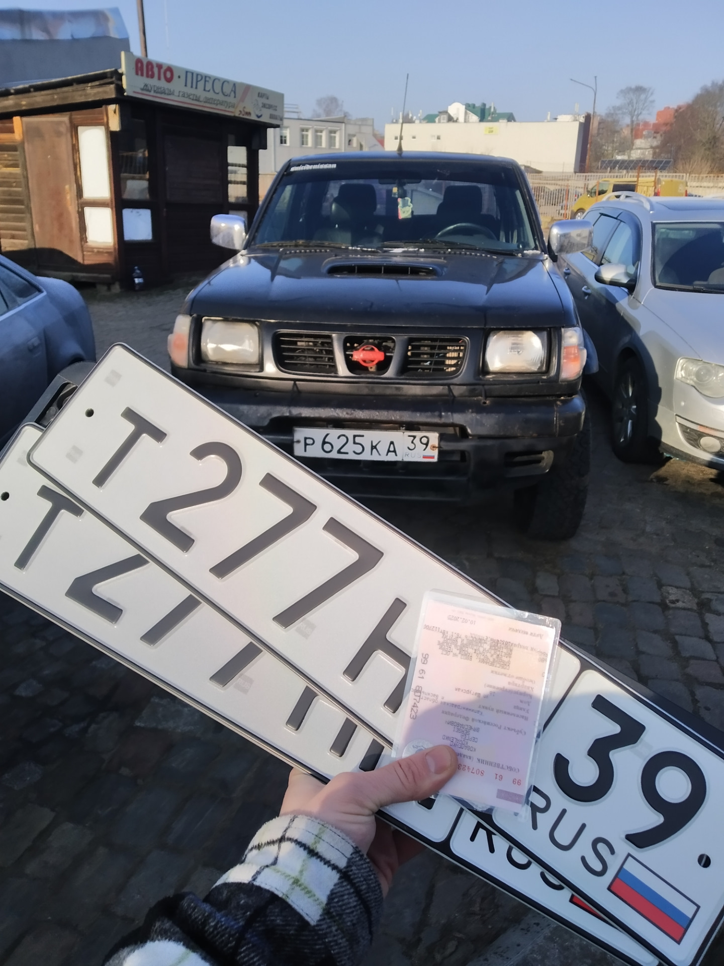 оформление и новые номера — Nissan PickUp (D22), 2,7 л, 1999 года ...