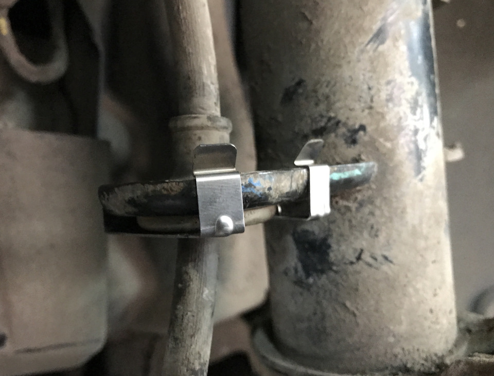 #34 Замена рулевых наконечников, пыльников рулевой рейки, сальника ...