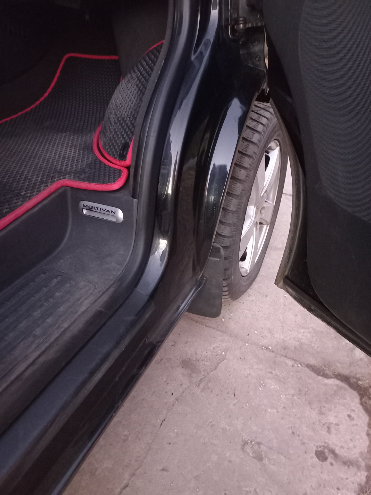 Передние брызговики на Мультиван Т5 — Volkswagen Multivan (T5), 2,5 л ...