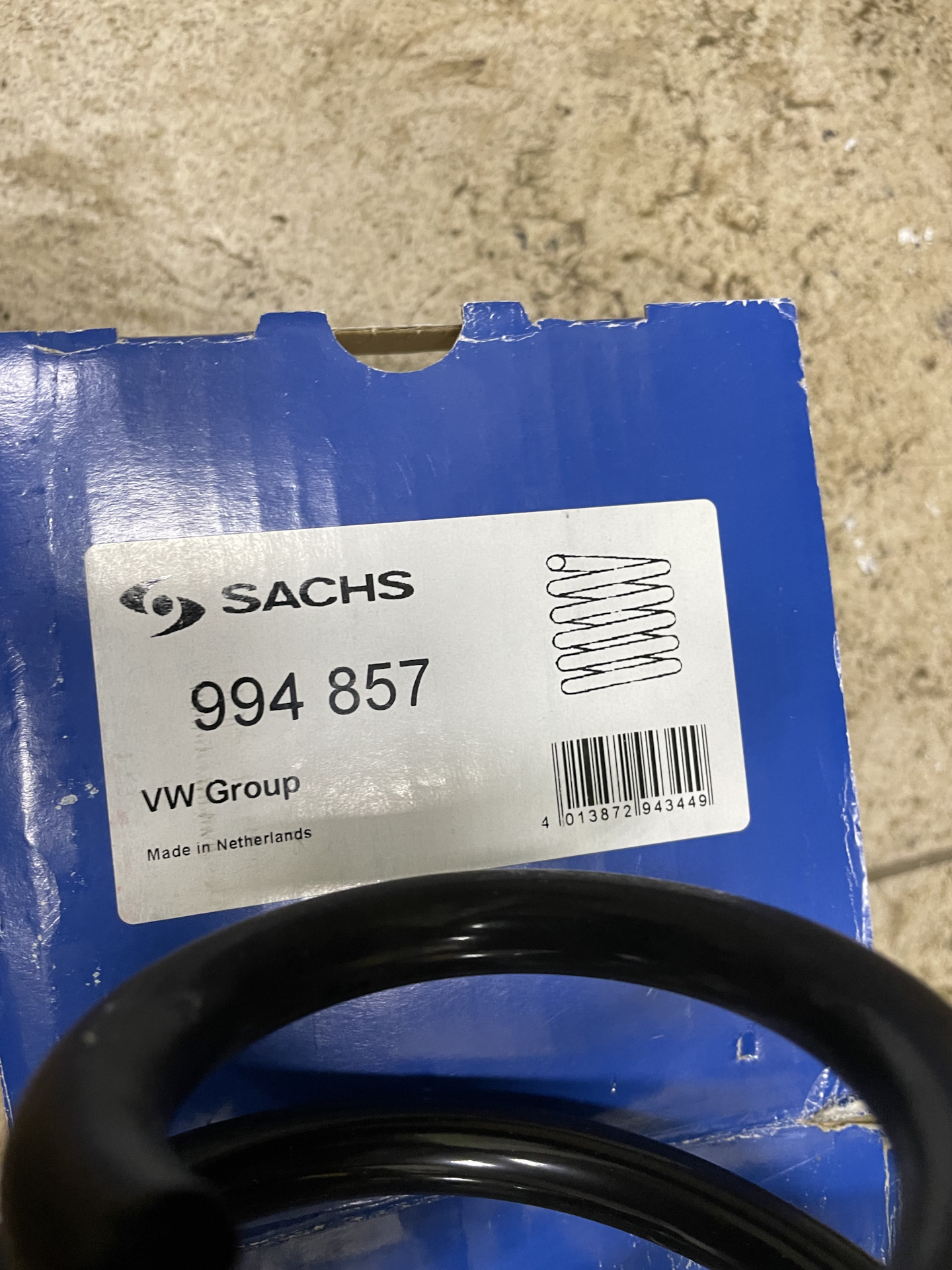 Замена задних пружин — Audi A3 Sedan (8V), 1,4 л, 2019 года | визит на ...