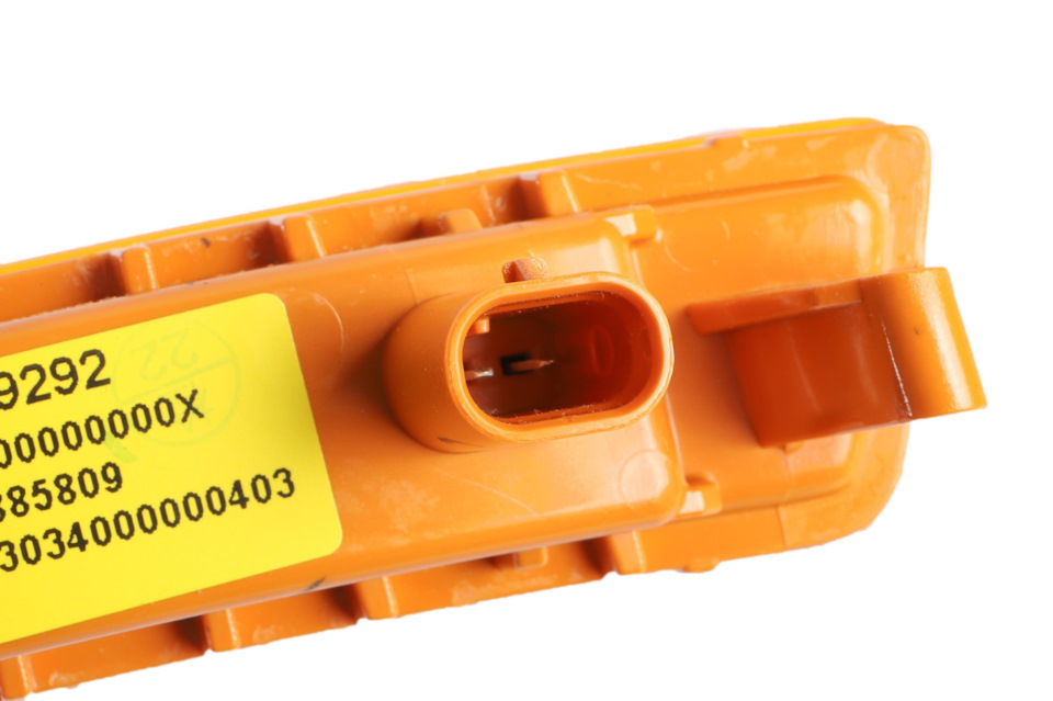 85109292 Front Driver Side Marker Lamp GM | Запчасти на DRIVE2