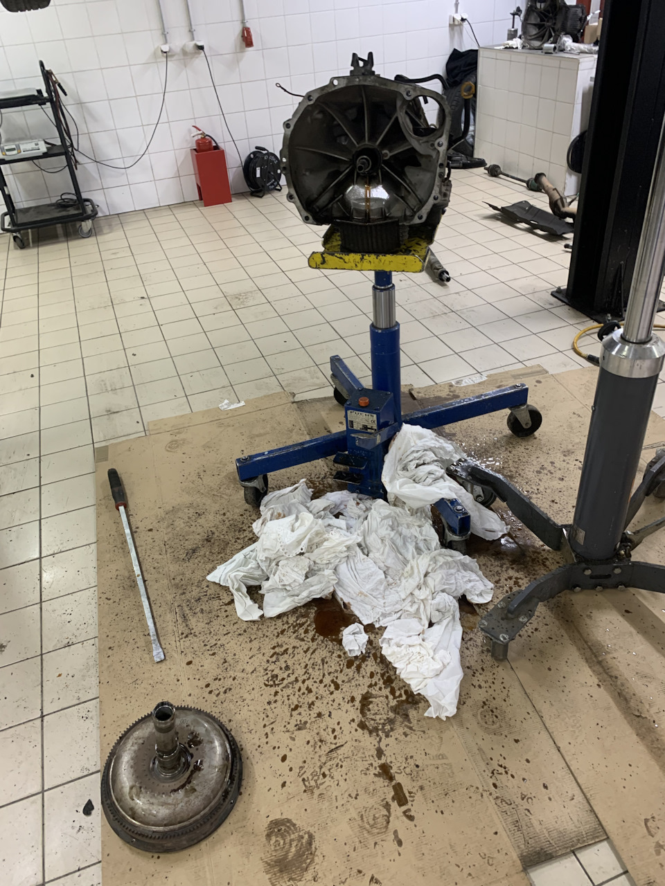 Замена редуктор и масел в кпп, редукторах и гур — Subaru Forester (SH ...