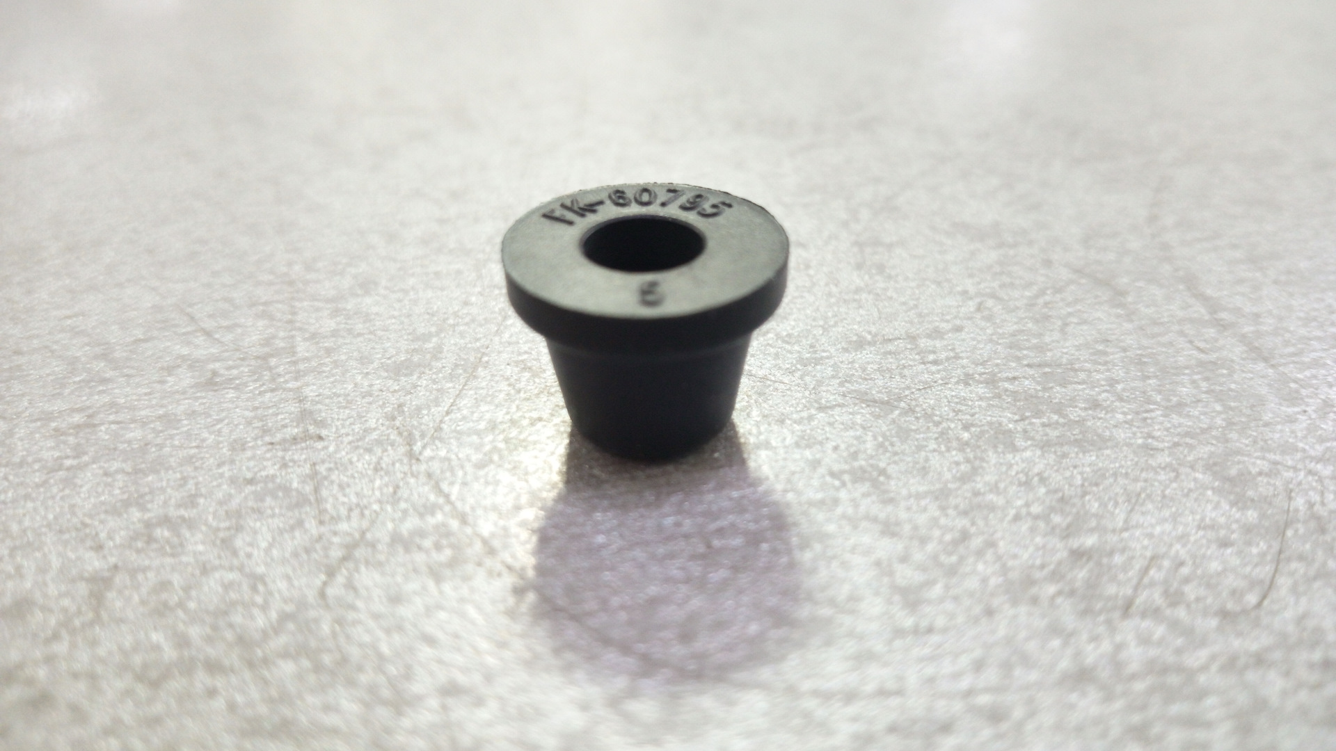 #1810.Колпачок клапана прокачки тормозной системы -31478-30010 ...