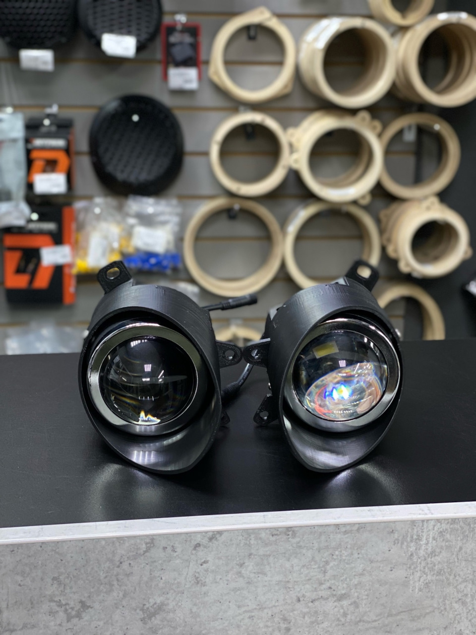 Bi Led птф в штатные места Volkswagen Passat B6 — Ford Focus Hatchback ...