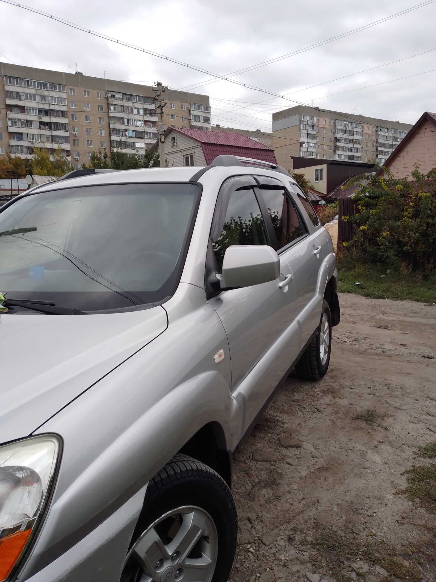 Дефлекторы киа спортейдж 2 — KIA Sportage (2G), 2 л, 2009 года ...