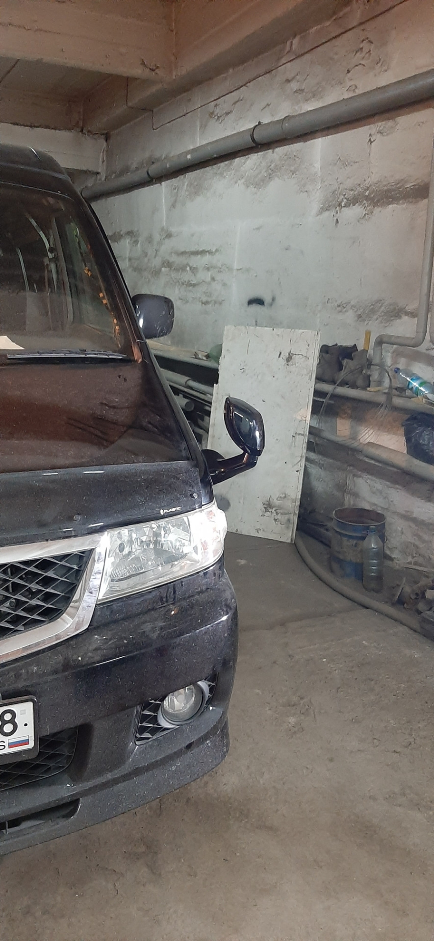 Зеркало-рожок на крыло. — Mazda Bongo Friendee, 2,5 л, 1996 года ...