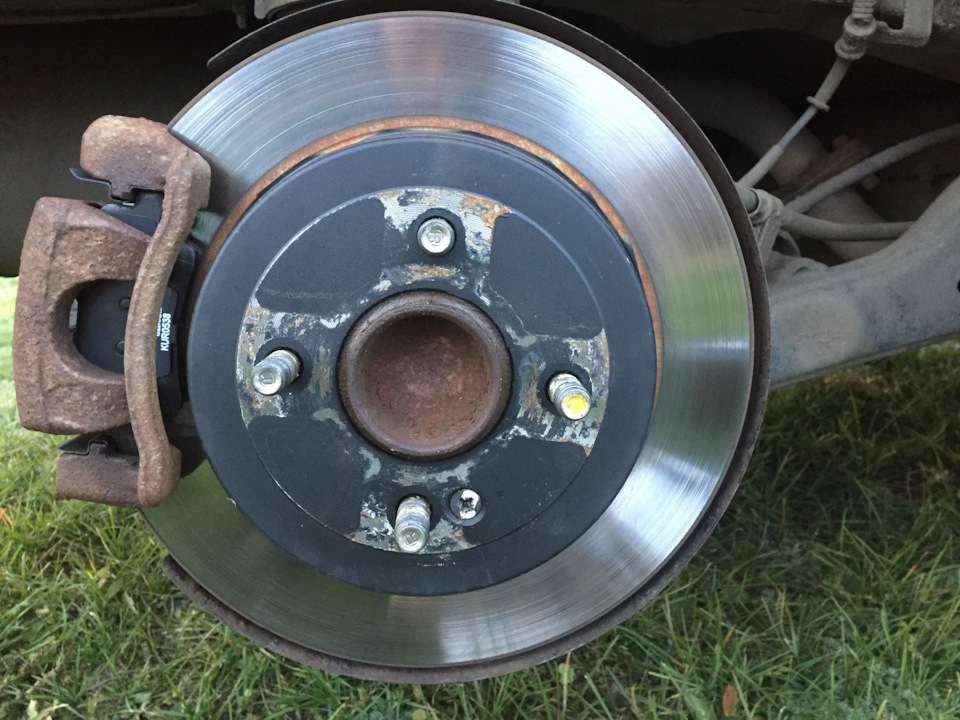 KUR0538 Колодки тормозные задние с пластинами KUJIWA 583022TA40 HYUNDAI ...