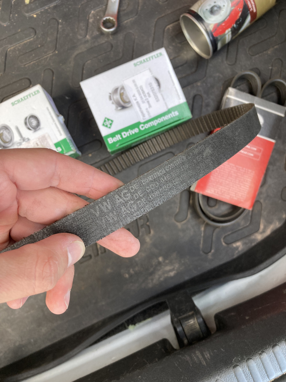 Большое ТО. Замена ремня и роликов ГРМ, приводного ремня. — Skoda Rapid ...