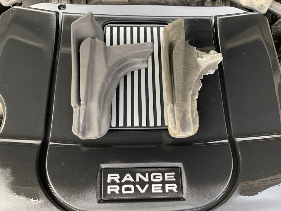 Развалились изоляторы капота Range Rover — Land Rover Range Rover (4G ...