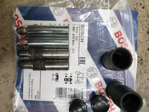 1987470603 Ремкомплект суппорта плавающего BOSCH | Запчасти на DRIVE2