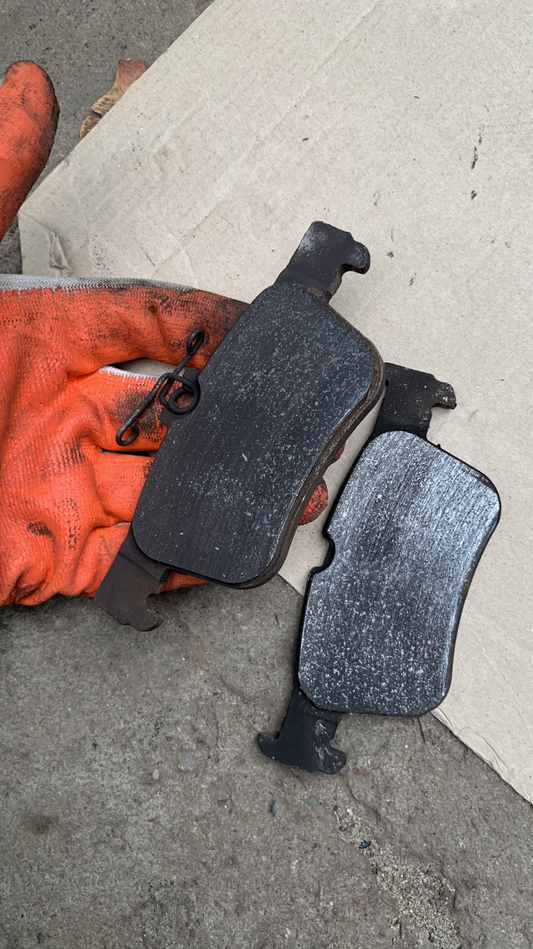 Форд Фьюжн Америка замена задних тормозных колодок. — Ford Fusion ...