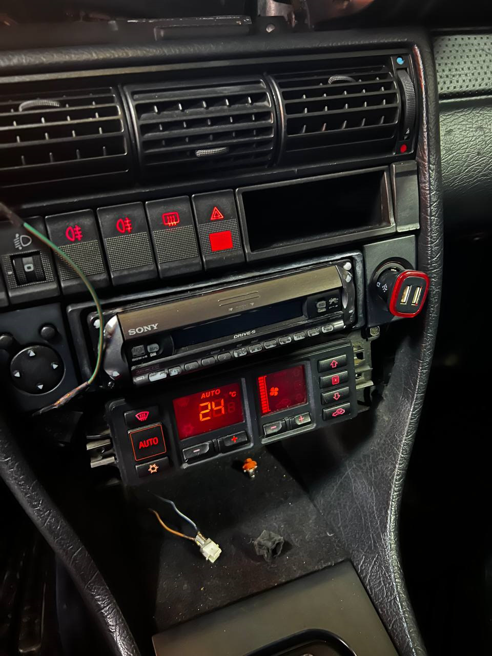 Подсветка приборной панели заработала — Audi A6 (C4), 2,5 л, 1995 года ...