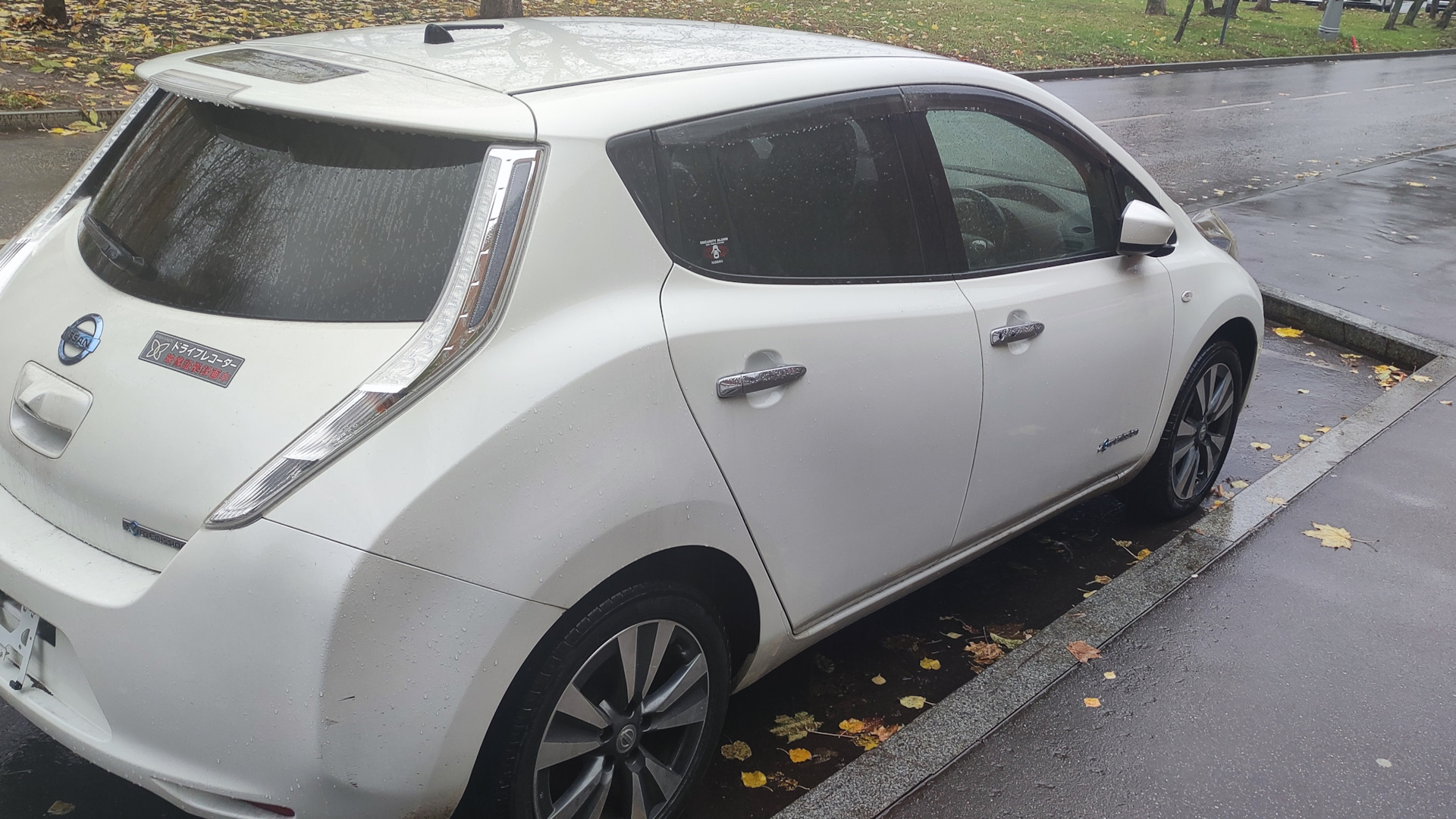 Nissan Leaf (1G) электрический 2016 | на DRIVE2