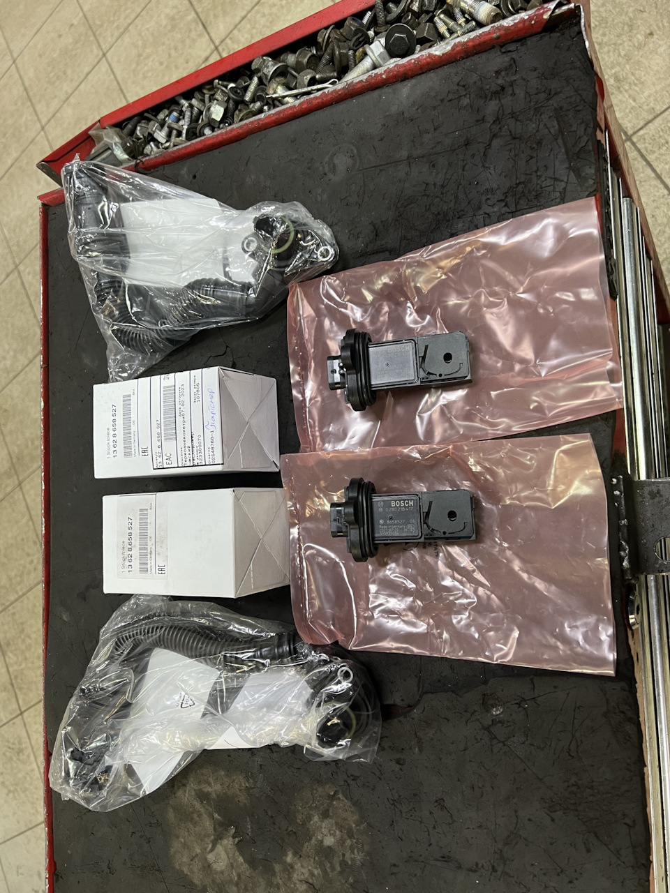 13628658527 Датчик массового расхода воздуха (ДМРВ) BMW | Запчасти на ...