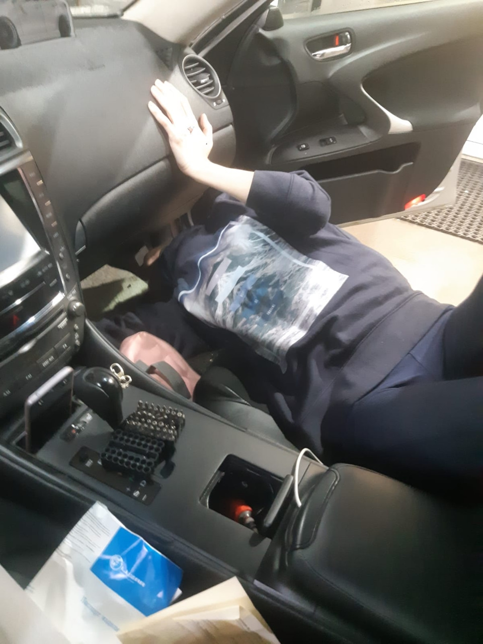 Стало холодать в салоне — Lexus IS II, 2,5 л, 2008 года | поломка | DRIVE2