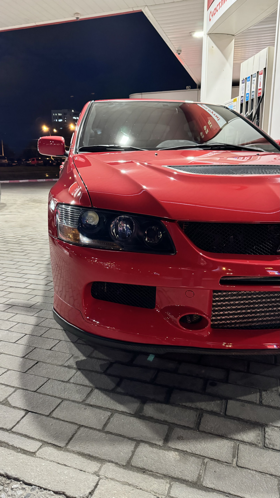 Замена лобового стекла + клипсы молдингов — Mitsubishi Lancer Evolution ...