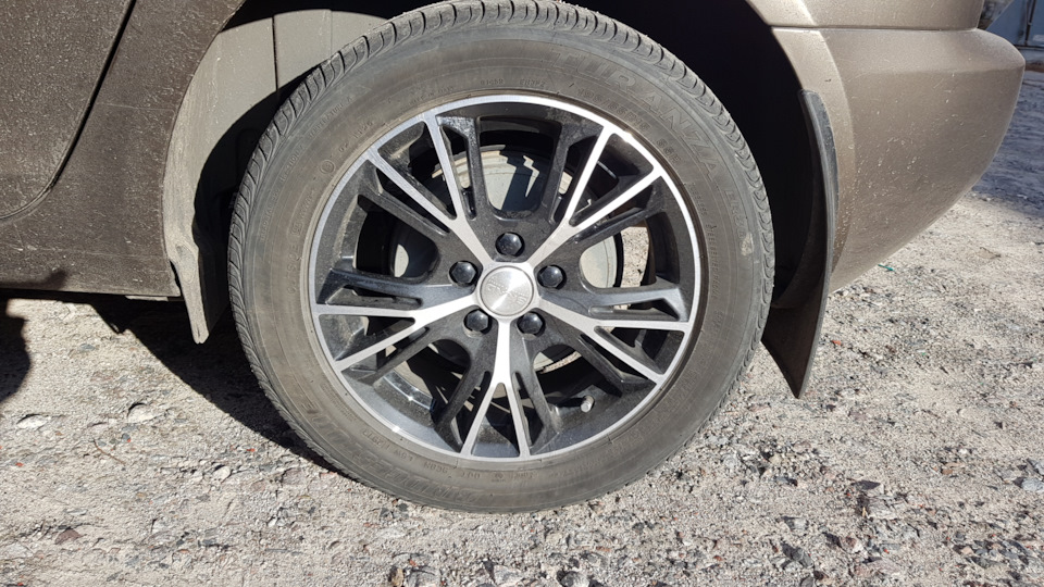 Тапки — Skoda Roomster, 1,4 л, 2013 года | колёсные диски | DRIVE2