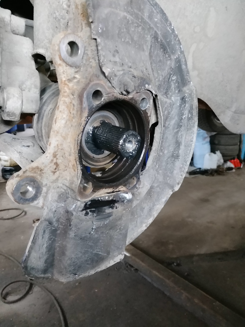 Небольшое ТО (замена передней левой ступицы, ГРМ, помпы, замена масла в ...