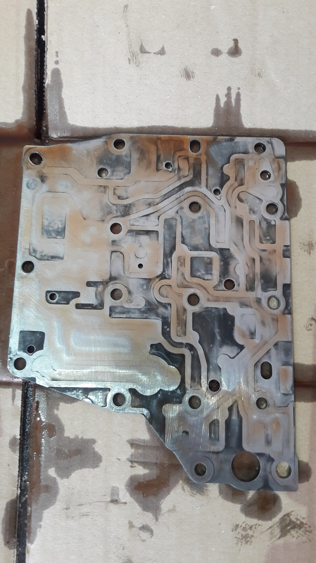 Замена верхней опоры заднего амортизатора. — Hyundai Accent (2G), 1,5 л ...