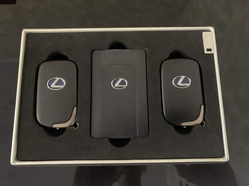 Ключ карта — Lexus CT 200h, 1,8 л, 2014 года | запчасти | DRIVE2