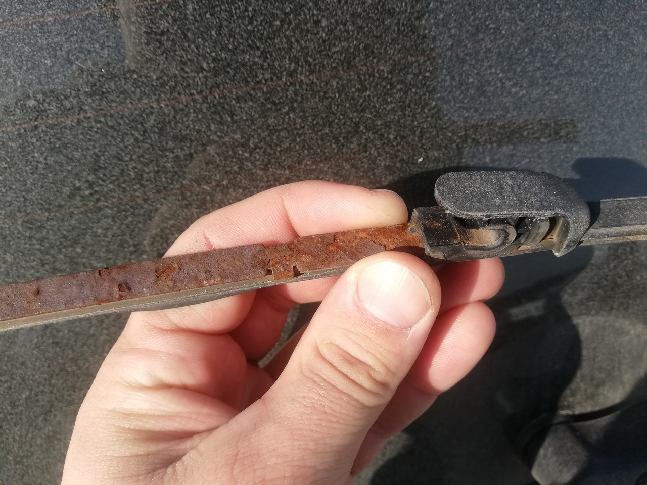 Замена лампы поворотного света, заднего дворника — KIA Ceed SW (2G), 1 ...