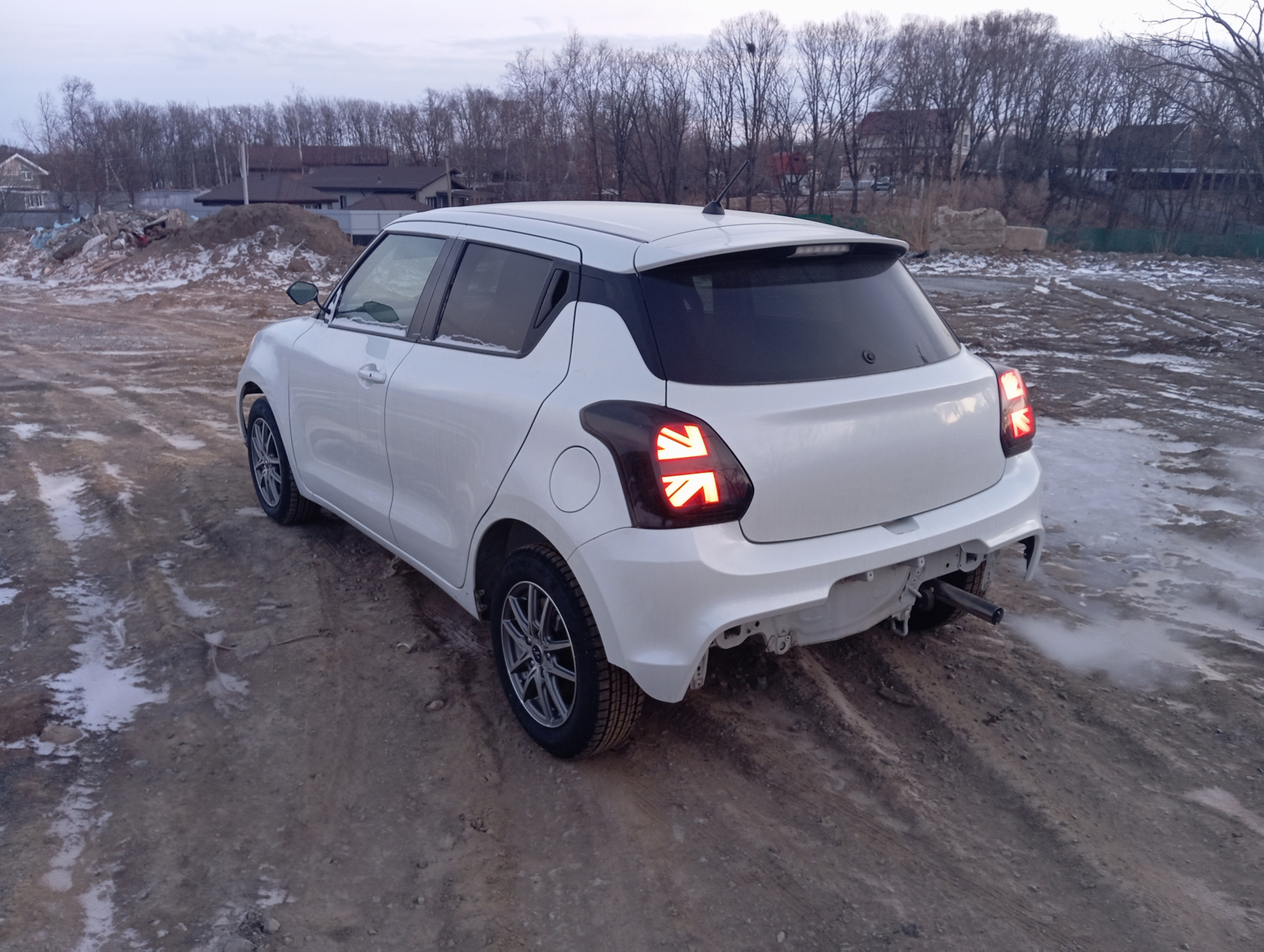 Немного фото — Suzuki Swift (4G), 1,4 л, 2018 года | фотография | DRIVE2