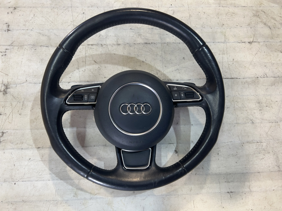 Руль с подушкой кожа лепестки Audi A3 8V на Audi A3 (8V), Audi A3 (8P ...