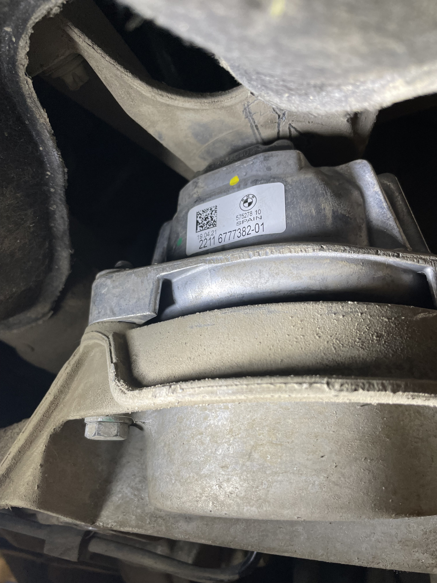 Замена подушек ДВС и ещё кое что — BMW 5 series (F10), 3 л, 2016 года ...