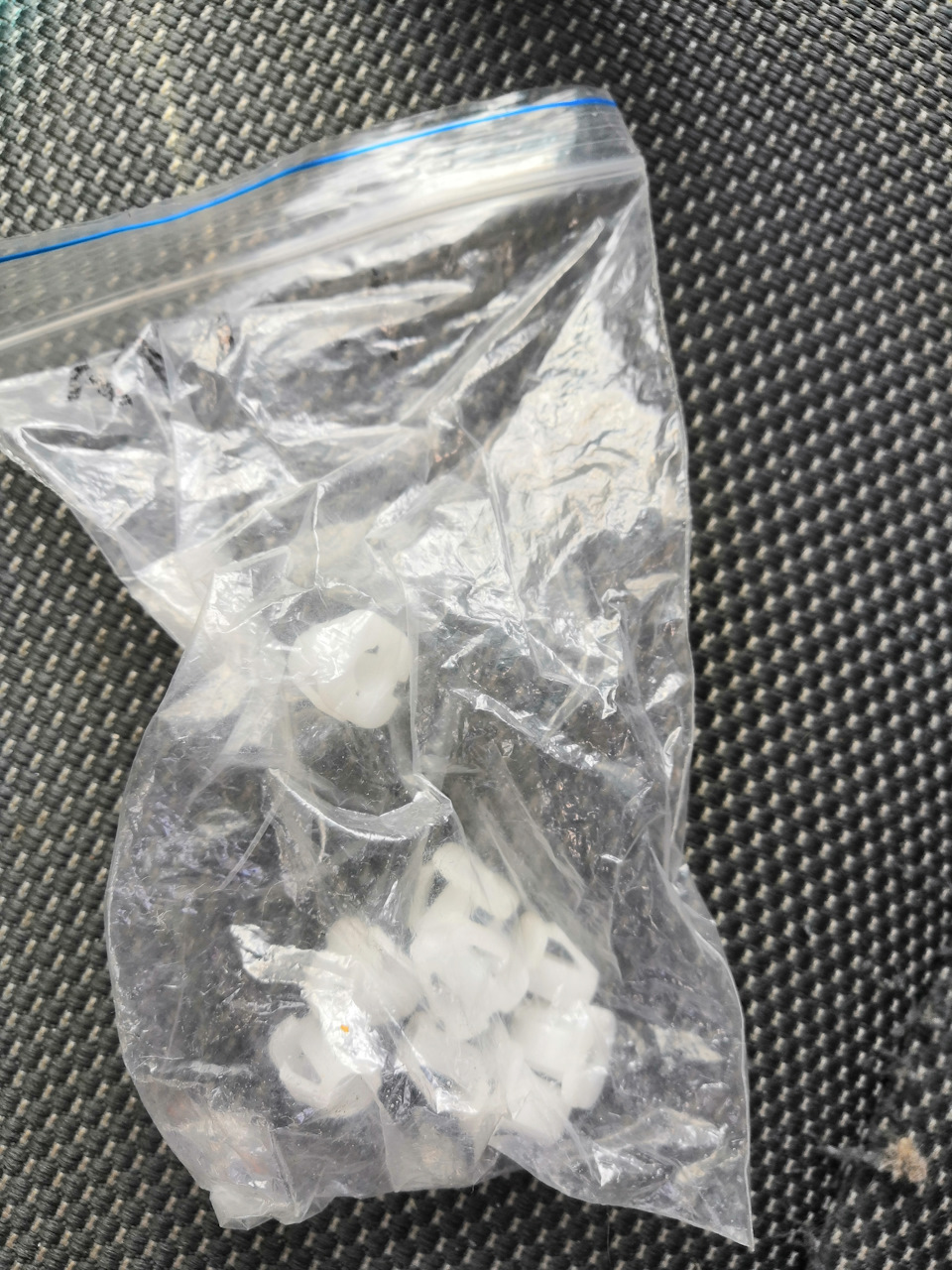 Ремонт боковых молдингов дверей. — Chevrolet Lacetti 5D, 1,6 л, 2012 ...