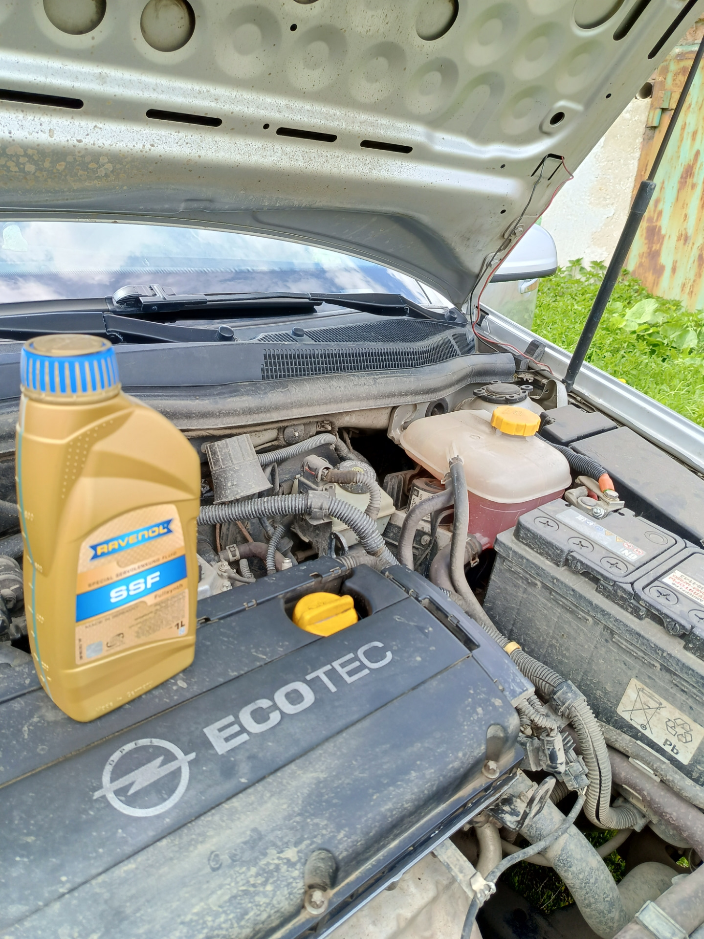 Замена масла🛢️ в МКПП F17⚙️ на Tat-Neft, в ГУР на Ravenol🛢️в Опель ...