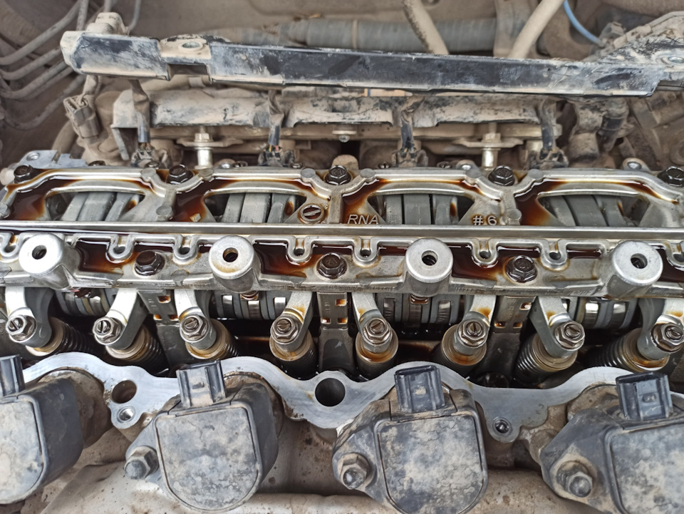 Регулировка клапанов — Honda CR-V (RE), 2 л, 2010 года | плановое ТО ...