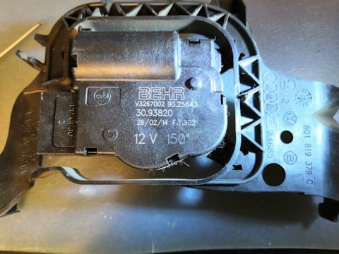 8Z1819453B Электромотор для VAG | Запчасти на DRIVE2