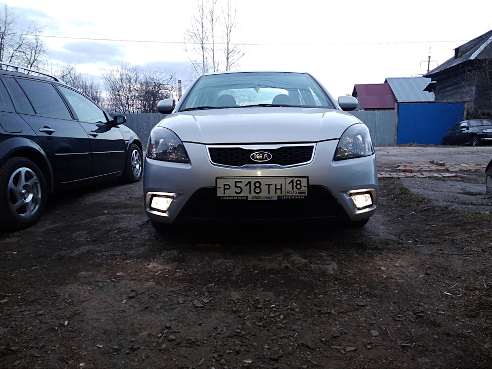 Установил противотуманные фары. — KIA Rio (2G), 1,4 л, 2010 года ...