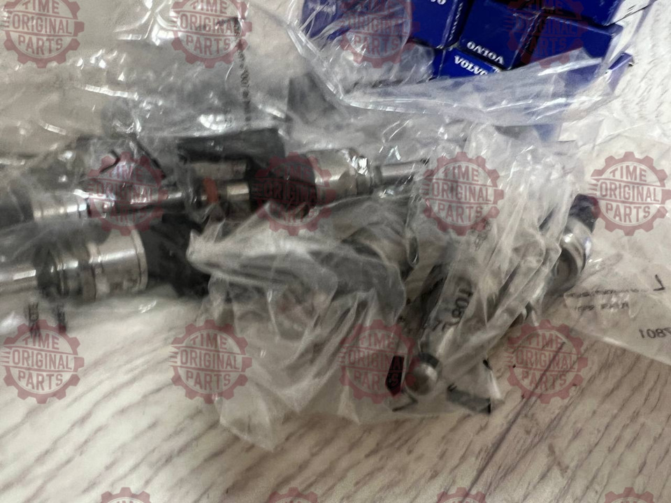 Форсунка топливная Volvo SPA XC90 XC60 XC40 на Volvo S60 (3G), Volvo ...