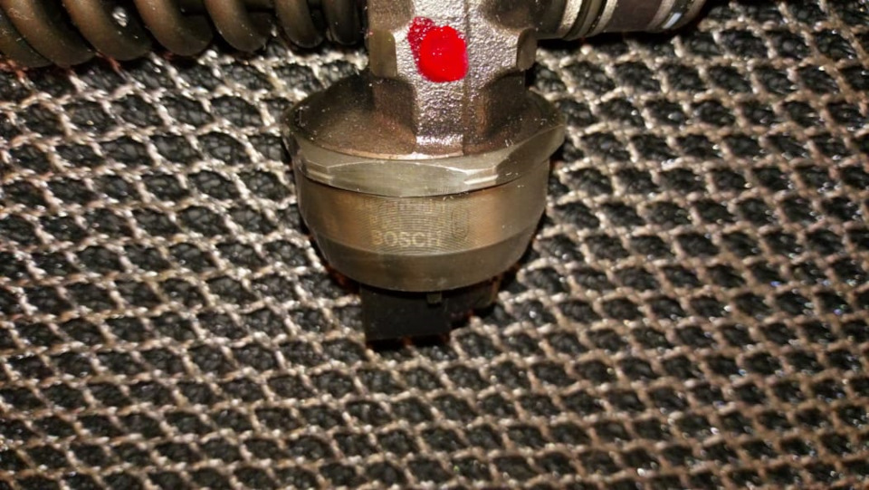 Насос-форсунка 07z130073N 2.5TDI, 5.0TDI 0414720309 Touareg, VW ...