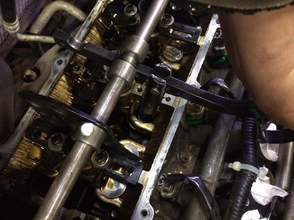 Почти плановое обслуживание ГБЦ. — Hyundai Santa Fe (1G), 2,7 л, 2001 ...