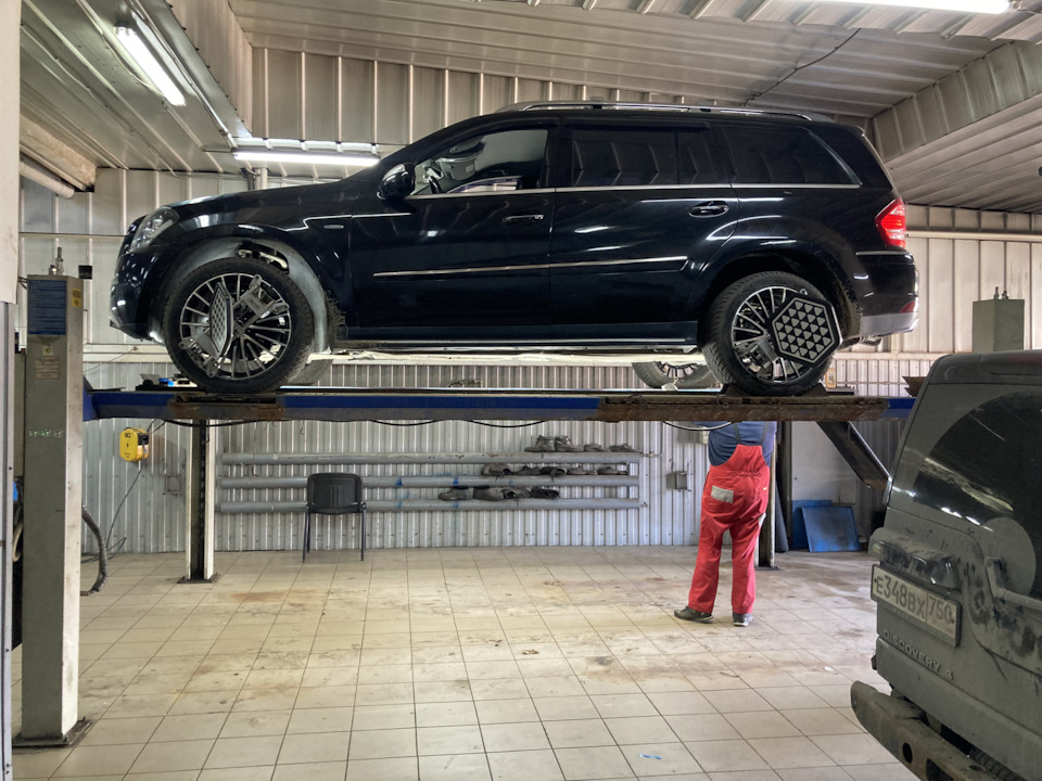 Задние рычаги — Mercedes-Benz GL-Class (X164), 3 л, 2010 года ...